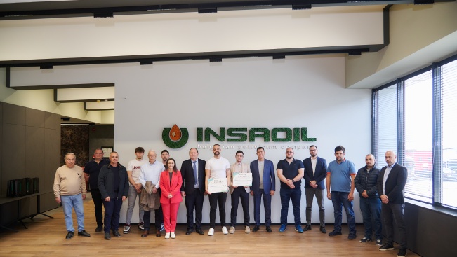 INSA OIL връчиха стипендии на студенти от Техническия университет ...